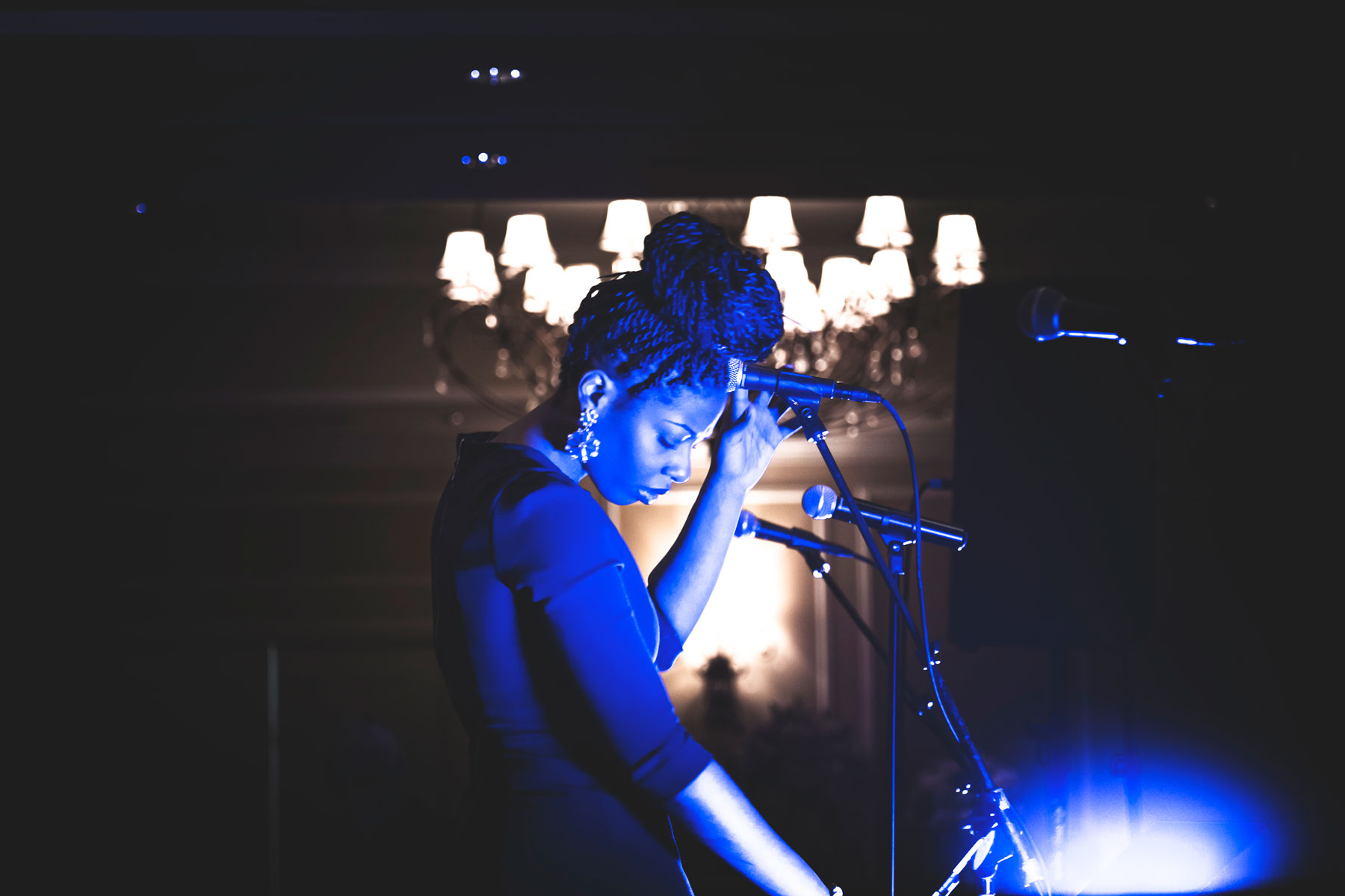 Flipside: Engaging Video Sampler to Explore